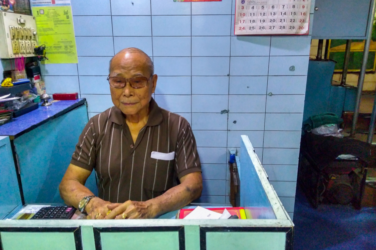 The Definitive Guide To Chowringhee Road In Kolkata