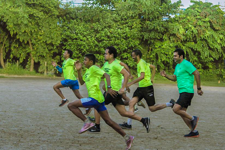 Doing The Marathon This Year? These Running Groups Will Help You Train