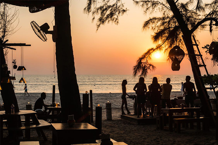 Burger Factory, For The Freshest Burger Experience In Goa | LBB, Delhi