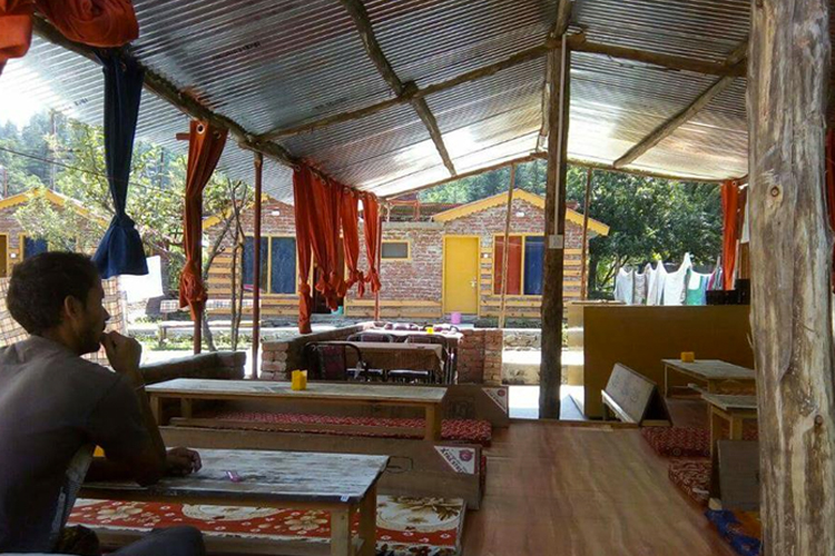 This Riverside Camp In Kasol Is The Best Place To Enjoy Nearby Treks ...