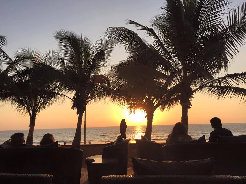 This Juhu Bar Offers A Swimming Pool, A Beach View And Delic