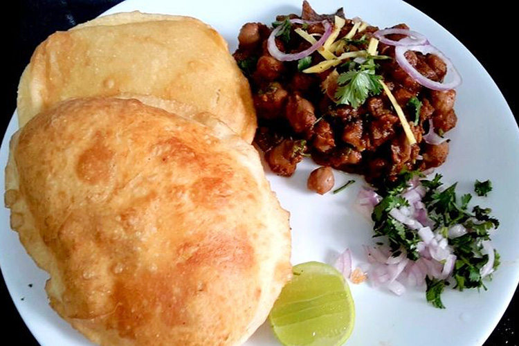 Gulati's In Andheri East For Punjabi Snacks | LBB, Mumbai